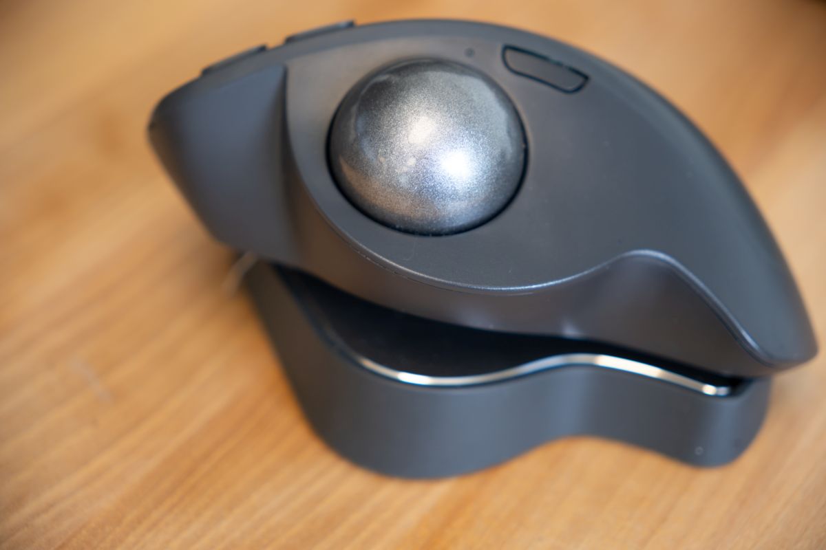 Logitech MX Ergo Advanced Wireless Trackball Mouse - TechUTouch